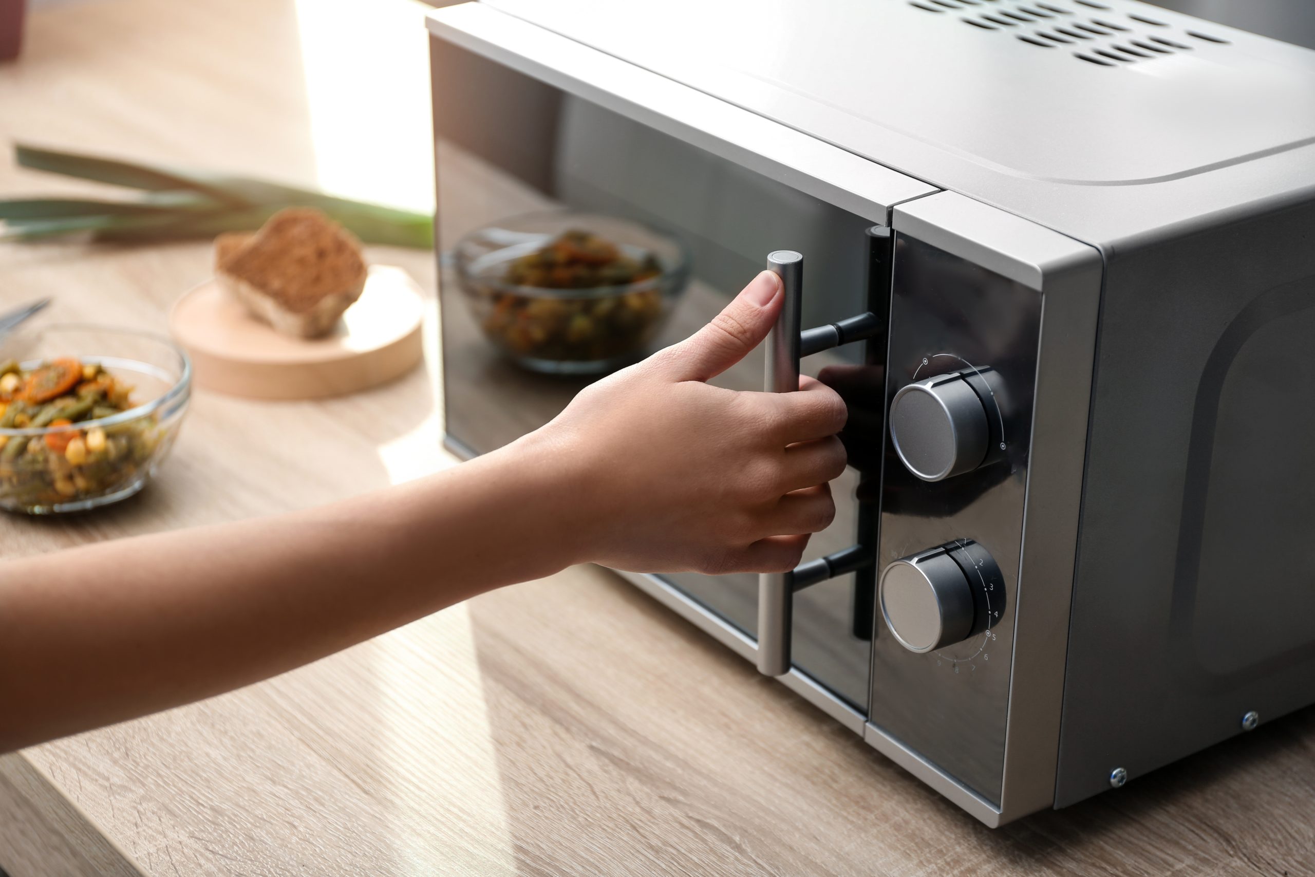 Du courant à votre assiette : comprendre le fonctionnement d'un micro ...